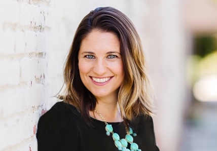 Alli Elmunzer Headshot-1 - The Southern C